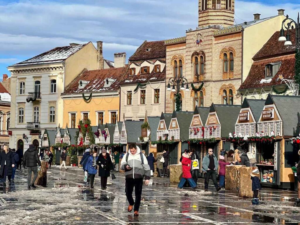 Brașov vs. Sibiu: târgurile de Crăciun, cu plusuri și minusuri ...
